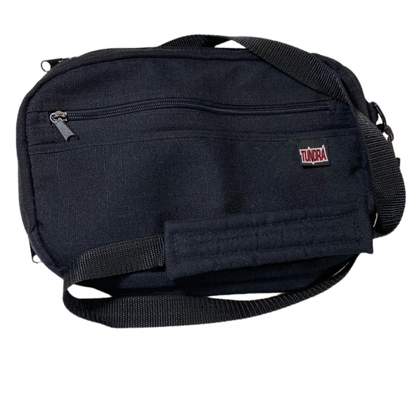 Tundra | Bags | Tundra Crossbody Convertible Travel Bag | Poshmark